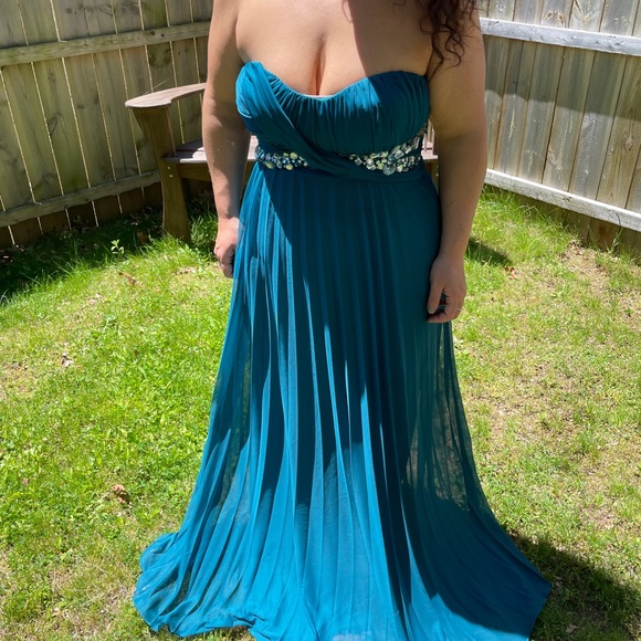 Windsor | Dresses | Teal With Rhinestones Prombridesmaid Dress | Poshmark